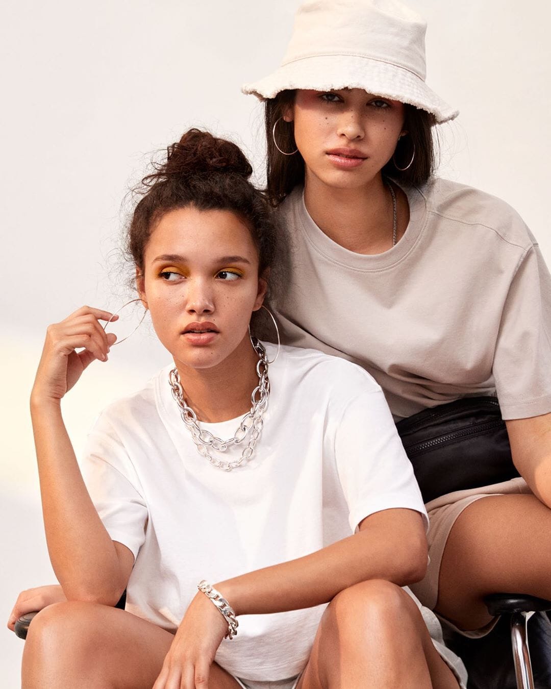 Tendinte moda 2021: Ce tinute de vara merita sa incerci - Veranda Mall